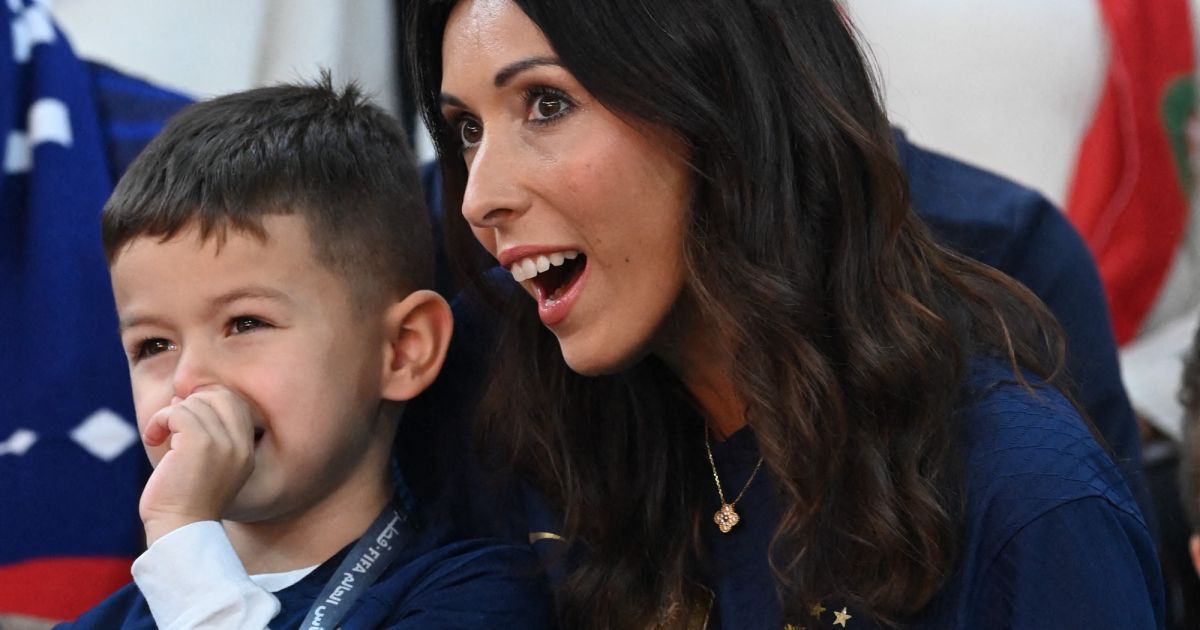 Jennifer Giroud, femme de Olivier Giroud - People et joueurs en famille ...