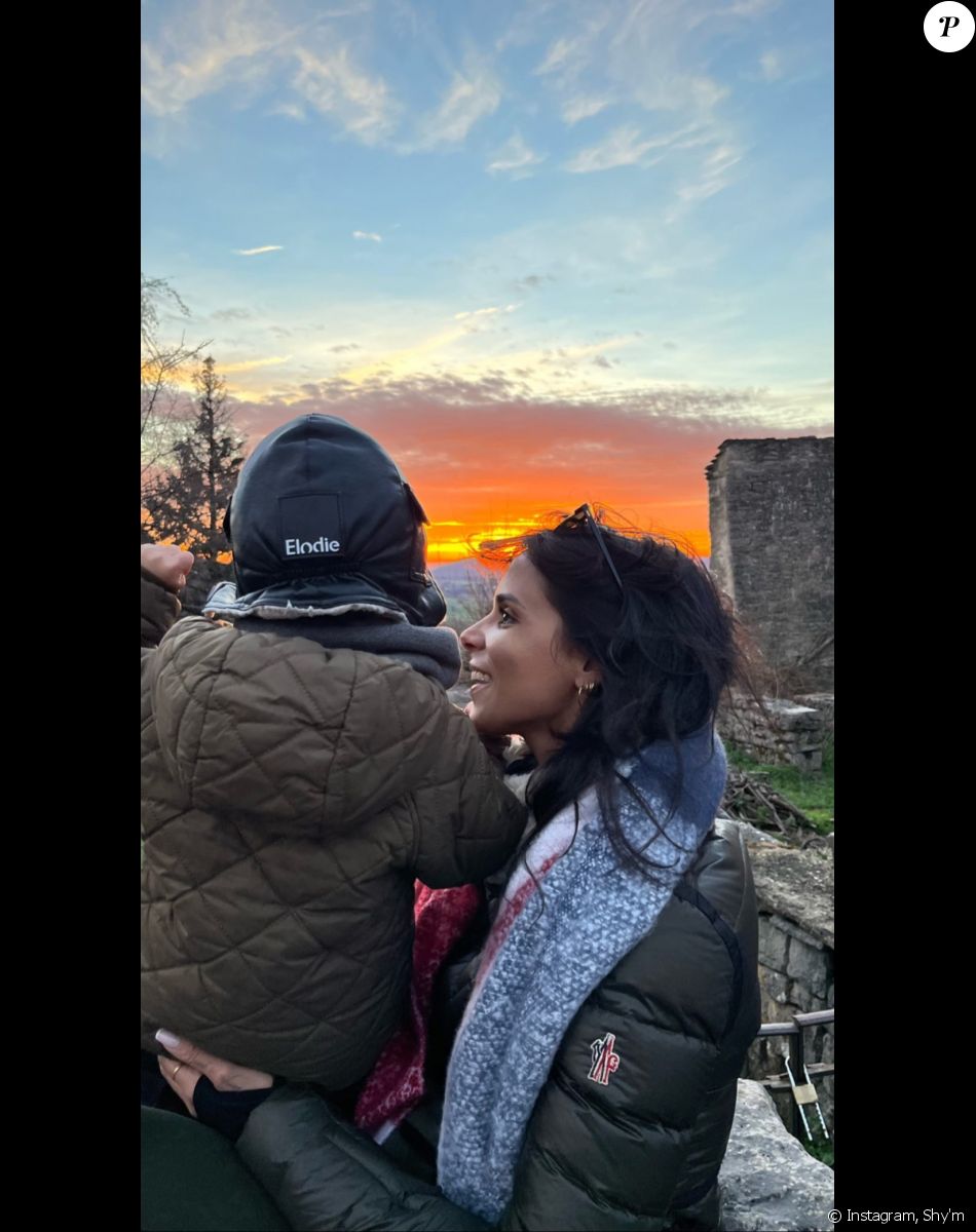 Shy'm maman : de tendres clichés avec son fils Tahoma font fondre ses ...