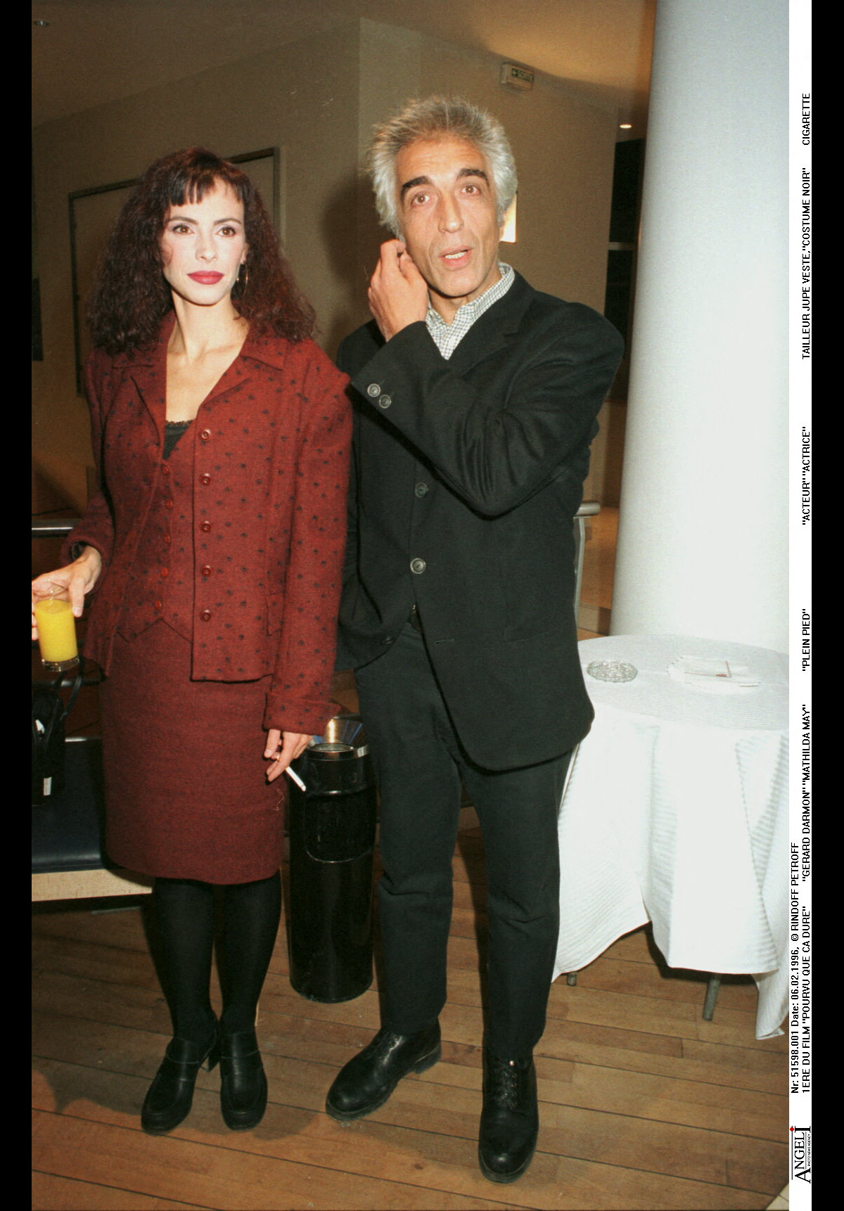 Photo : Gérard Darmon et Mathilda May à la première du film "Pourvu que ...