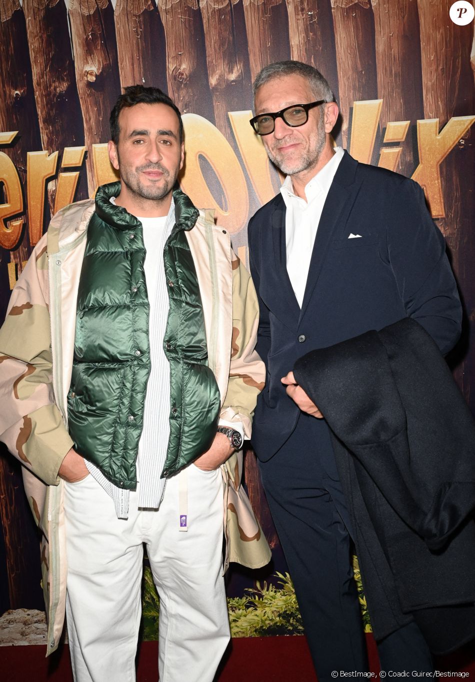 Jonathan Cohen et Vincent Cassel - Première du film Astérix et Obélix L ...