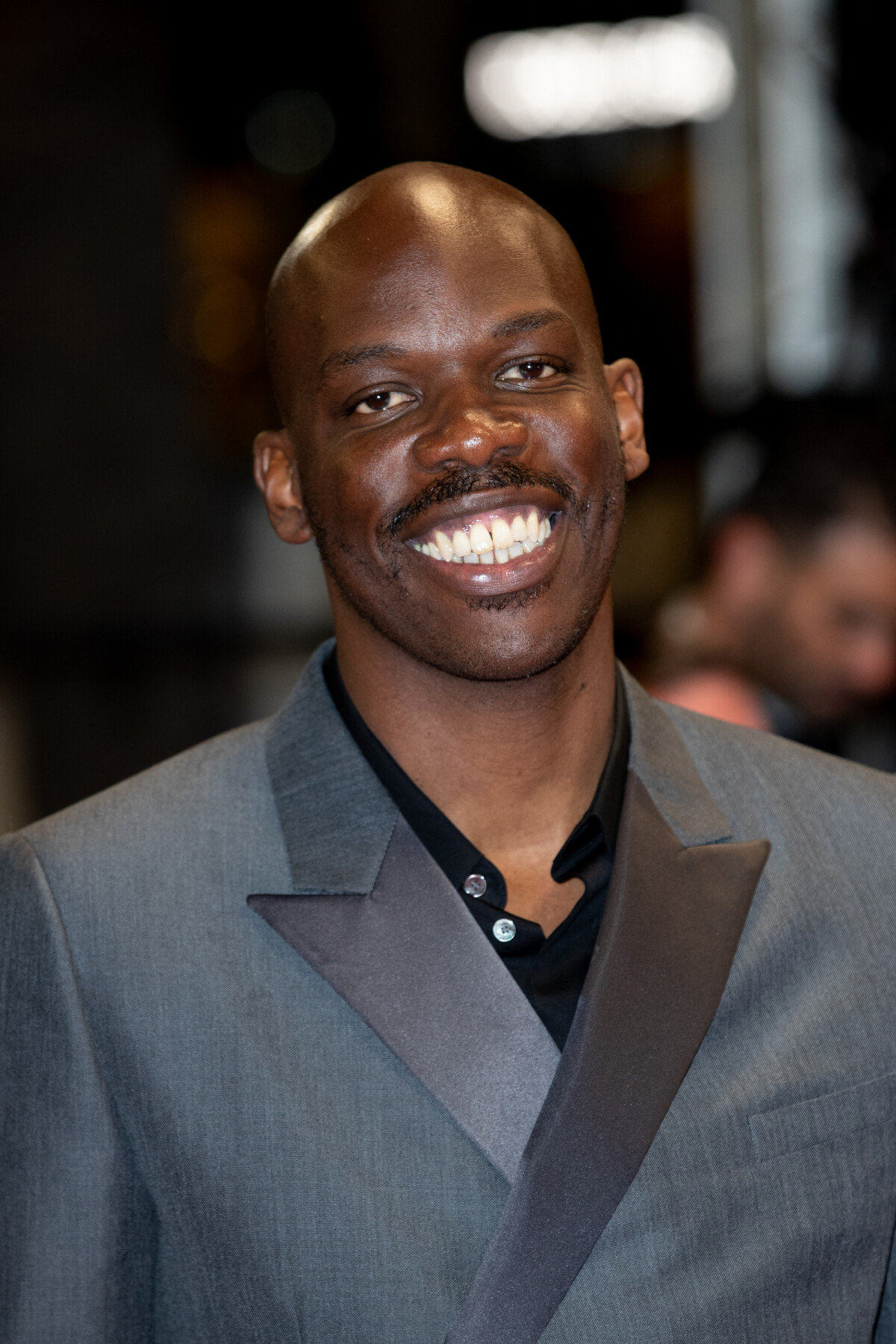 Photo : Jean-Pascal Zadi - Montée des marches du film " Fumer Fait ...