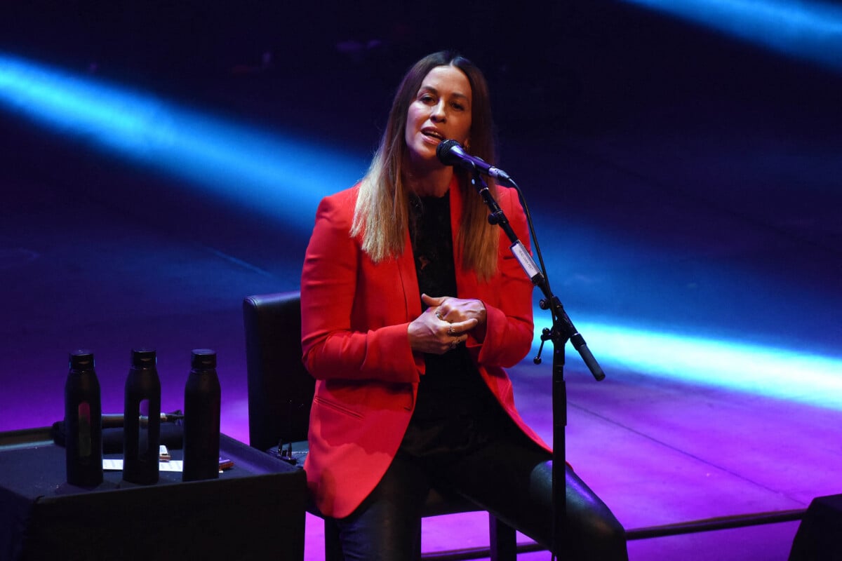 Photo : Alanis Morissette en concert à l'ICC (International Convention ...
