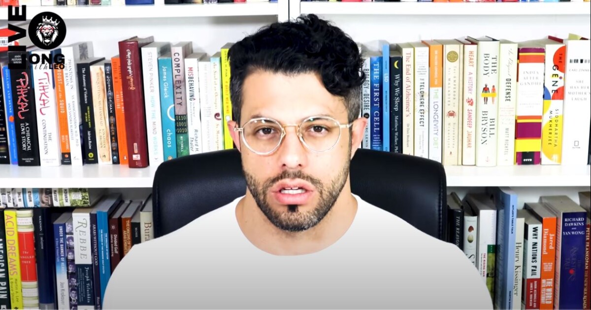 Un célèbre youtubeur retrouvé mort, le corps ensanglanté... il avait ...