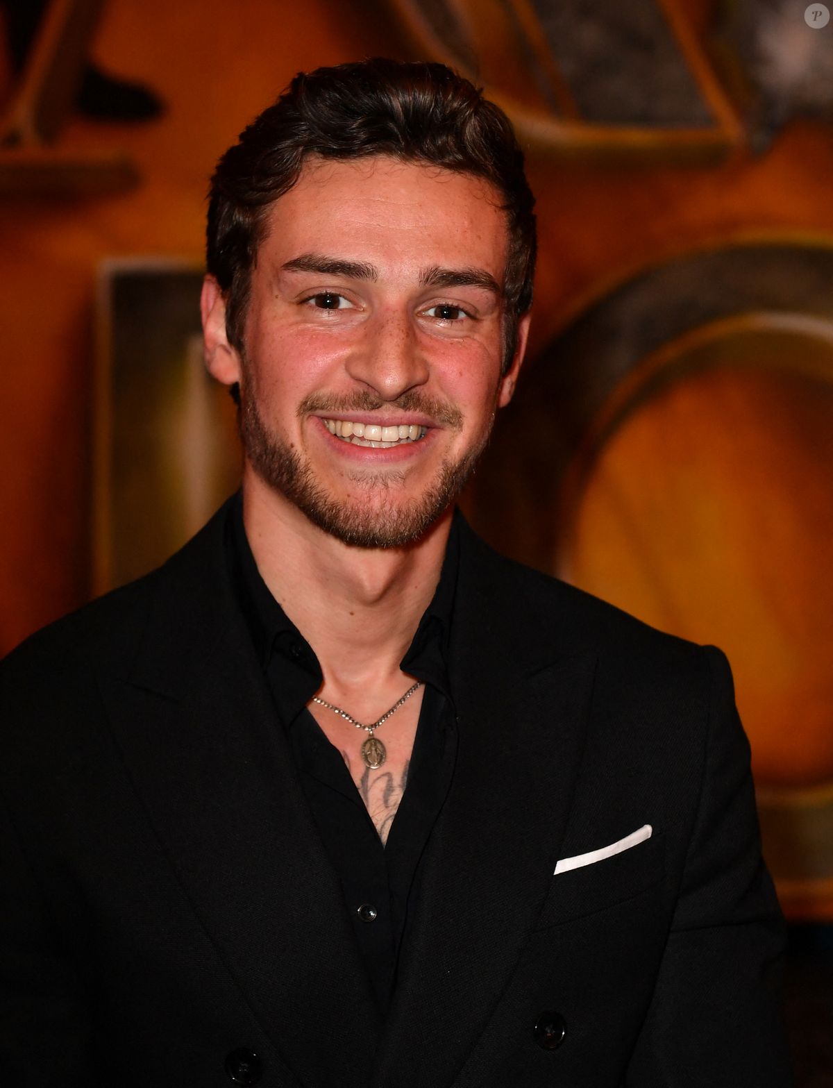 Photo : Exclusif -Adrien Caby à la générale de la comédie musicale "Al ...