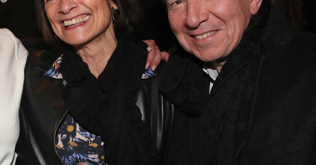 Exclusif - Gilles Pélisson (Pdg de TF1) et sa femme Sylvie lors de la ...