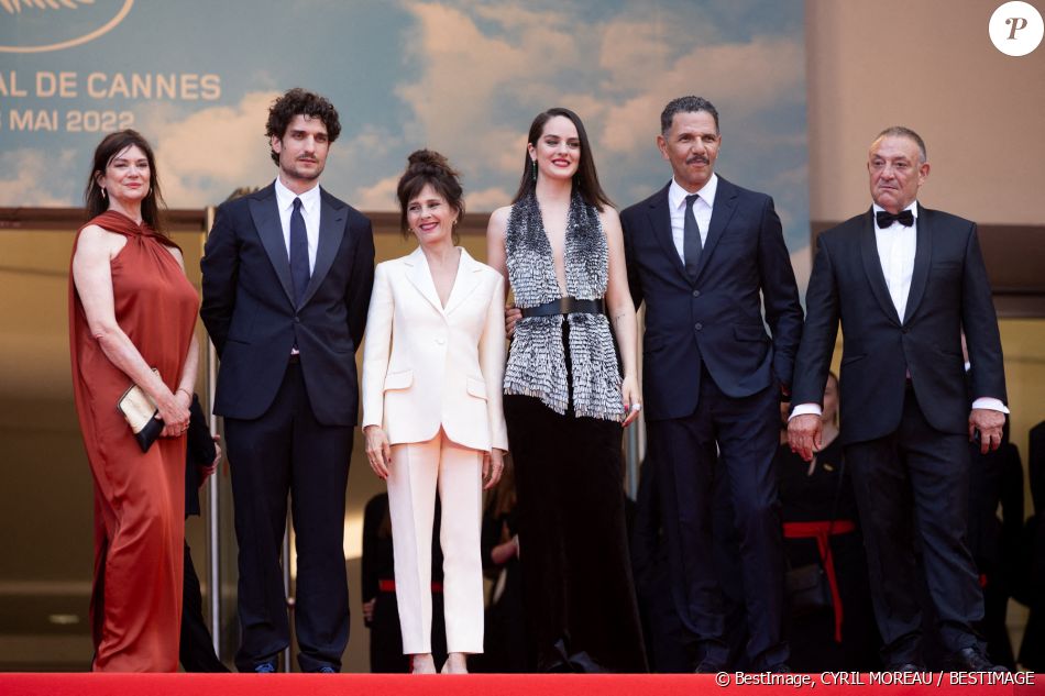 Anne-Dominique Toussaint, Louis Garrel, Anouk Grinberg, Noémie Merlant ...