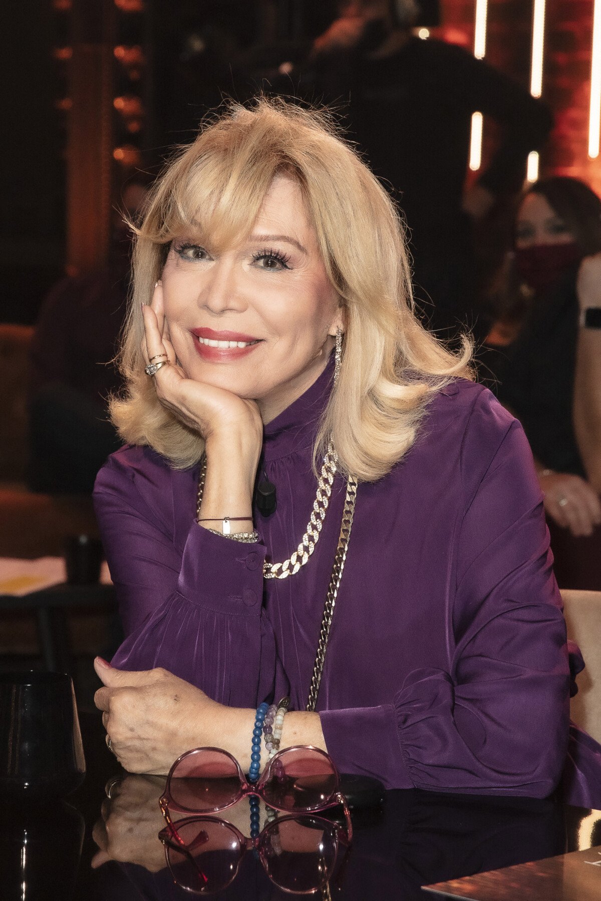 Photo : Exclusif - Amanda Lear - Plateau de l'émission On Est En Direct ...