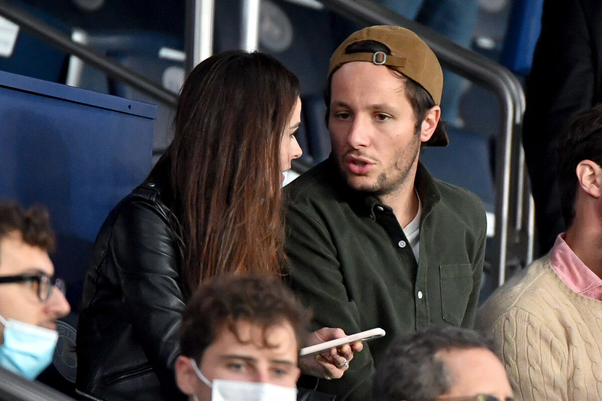 Photo : Vianney et sa compagne Catherine Robert (enceinte) - People en ...
