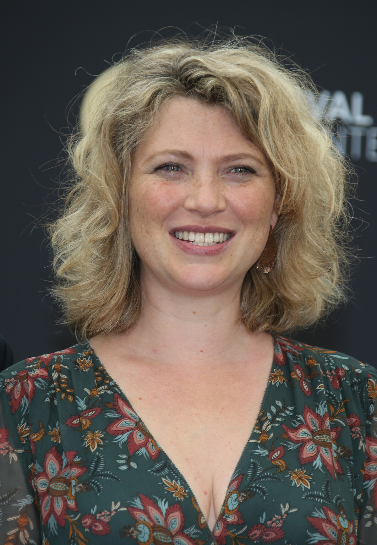 Photo : Cécile Bois lors du photocall de "Candice Renoir" lors du 57ème ...