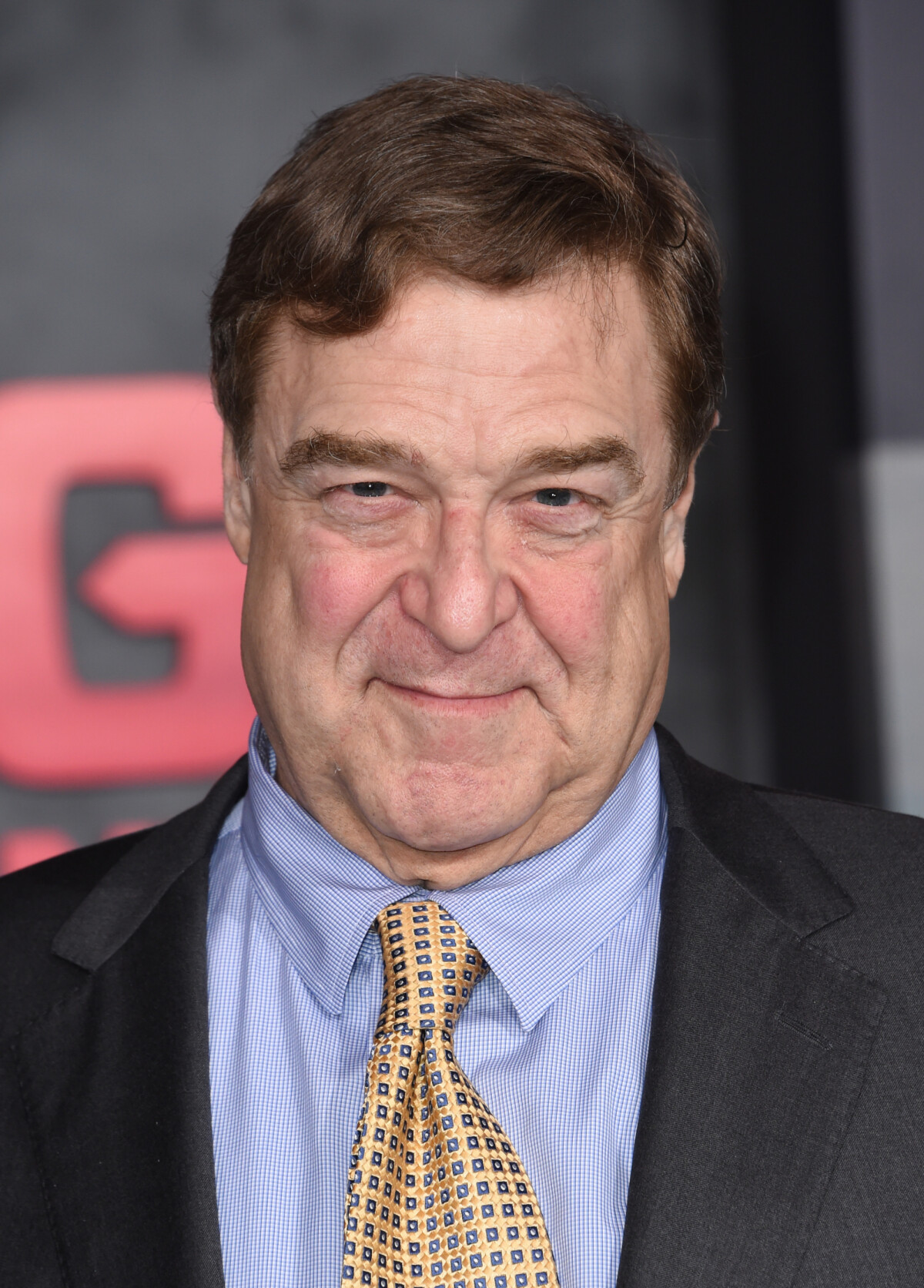 Photo : John Goodman à la première de 'Kong: Skull Island' au théâtre ...