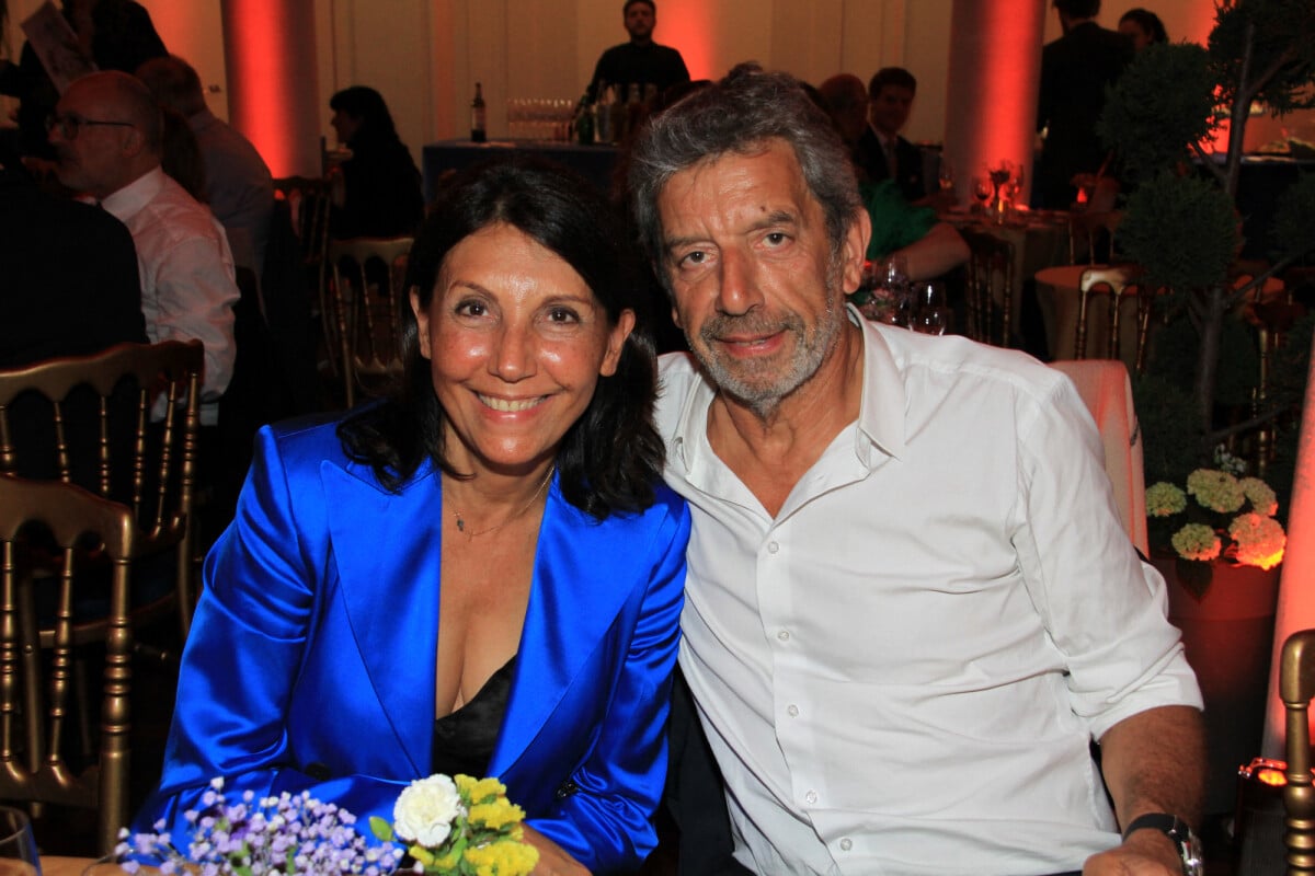 Photo : Michel Cymes (Parrain de l'Enfance Majuscule) et sa femme ...