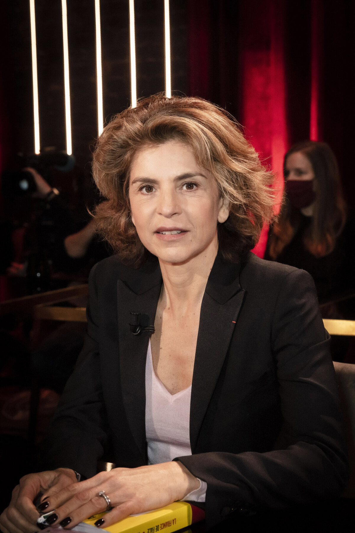 Photo : Exclusif - Anne Nivat - Sur le plateau de l'émission On Est En ...