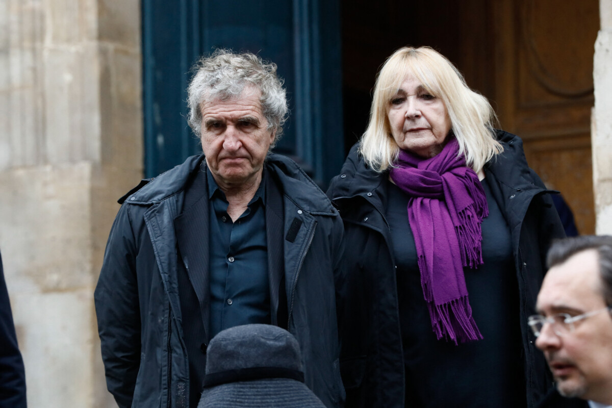 Photo : Exclusif - Gérard Leclerc et sa femme Julie - Sorties des ...