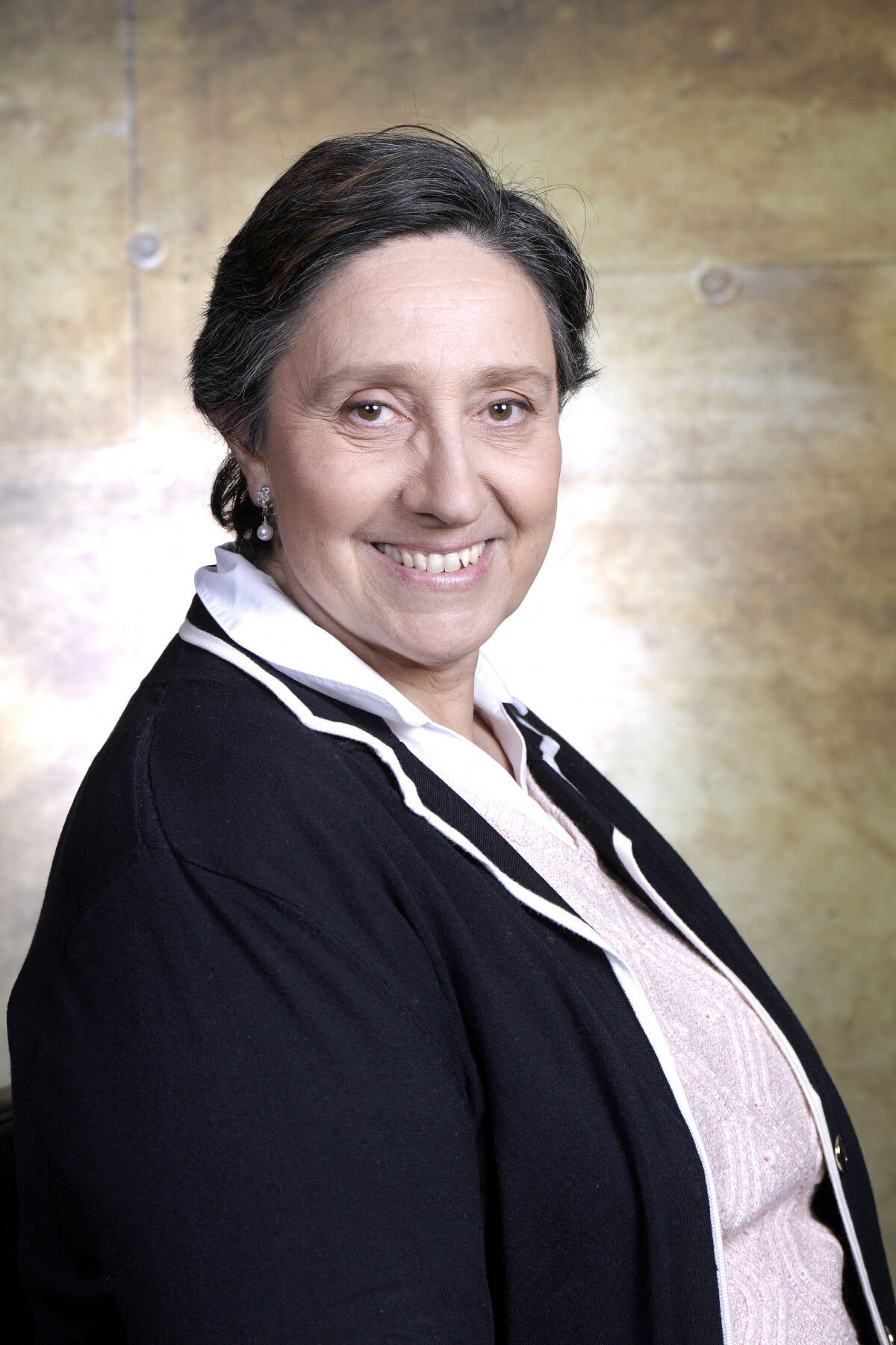 Photo : Exclusif - Portrait de Danielle Moreau à Paris, le 14 décembre ...