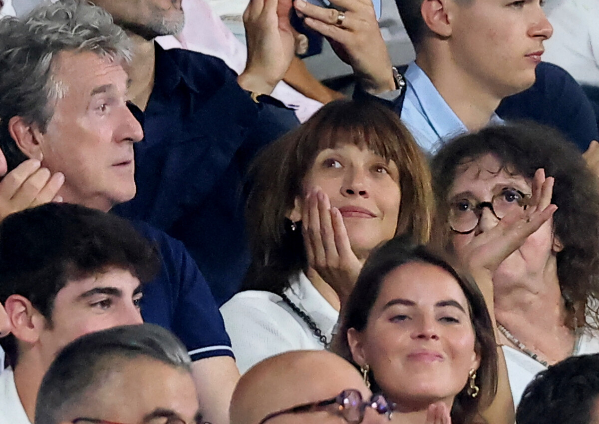 Photo : François Cluzet, Sophie Marceau - People dans les tribunes lord ...