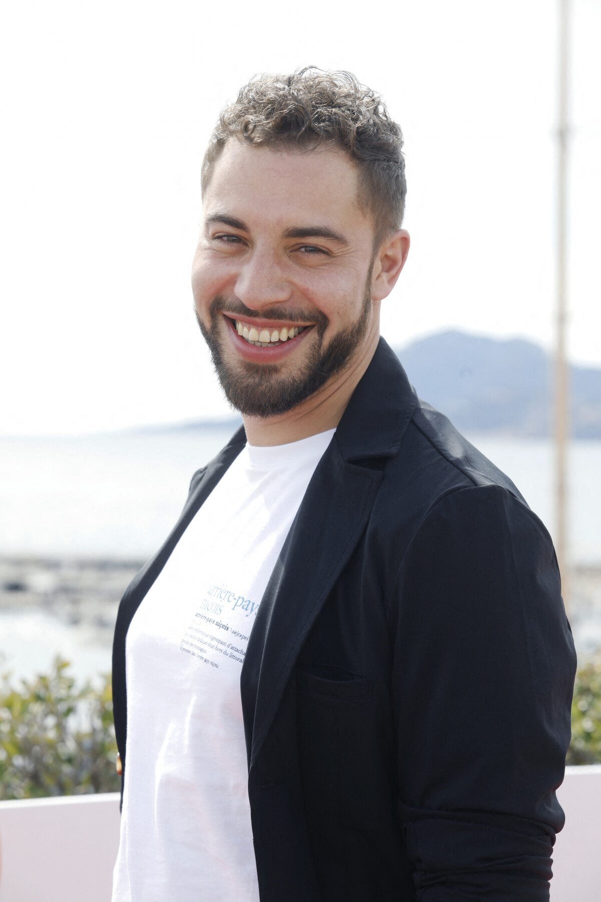 Photo : Marwan Berreni lors du photocall de "Plus Belle La Vie" lors du ...