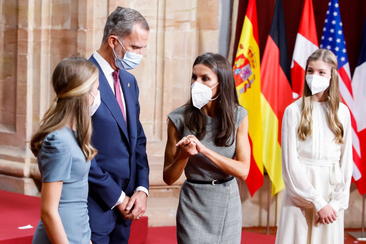 Photo : La princesse Leonor, princesse des Asturies, le roi Felipe VI ...