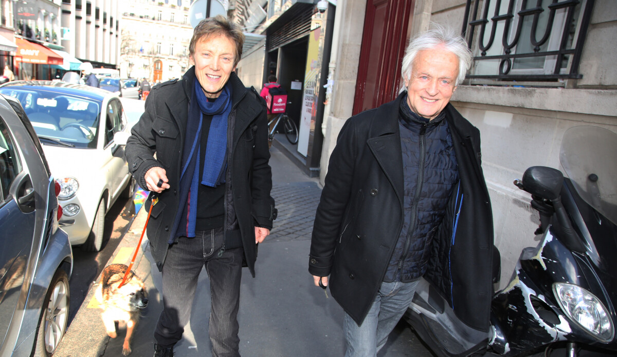 Photo : Exclusif - Dave et son compagnon Patrick Loiseau et leur chien ...