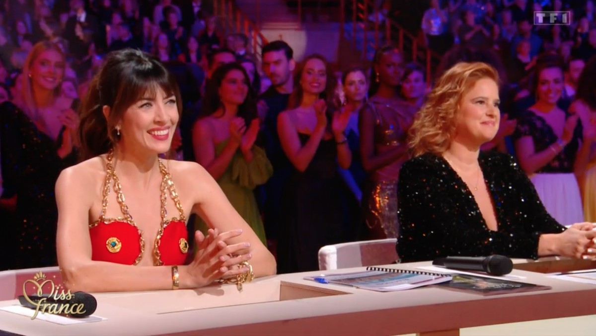 Vidéo : Miss France 2024 : Nolwenn Leroy en maxi décolleté, la star sensuelle en princesse d ...