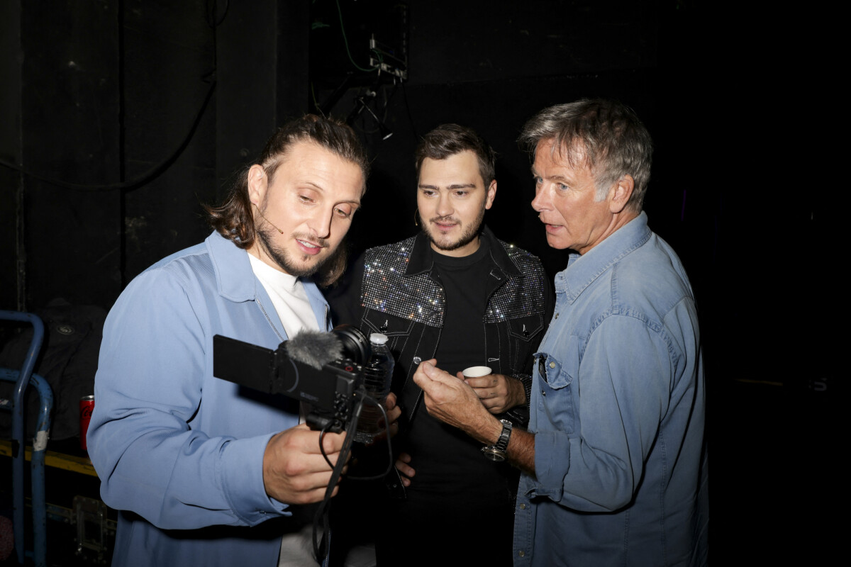 Photo : Exclusif - No Web - McFly, Jeff Panacloc, Franck Dubosc - Backstage de l'enregistrement ...