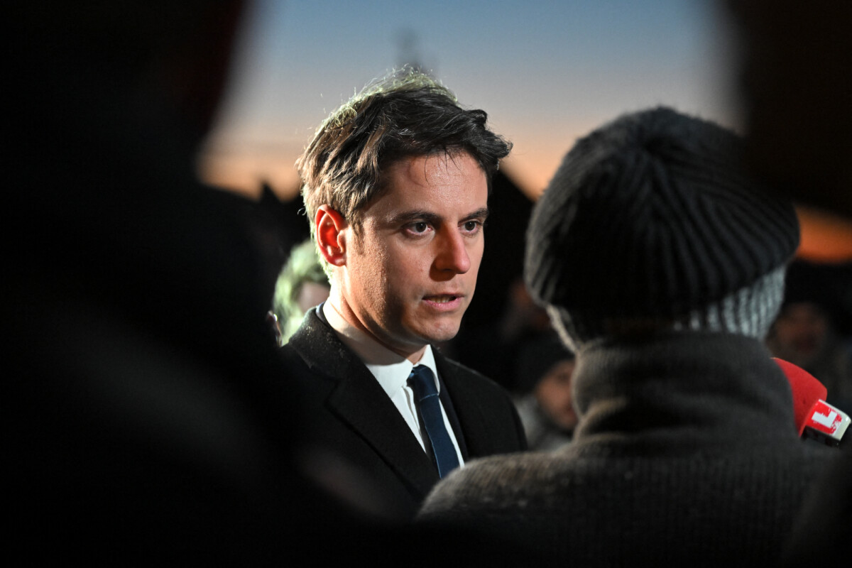 Photo : Le nouveau Premier ministre Gabriel Attal lors de son première ...