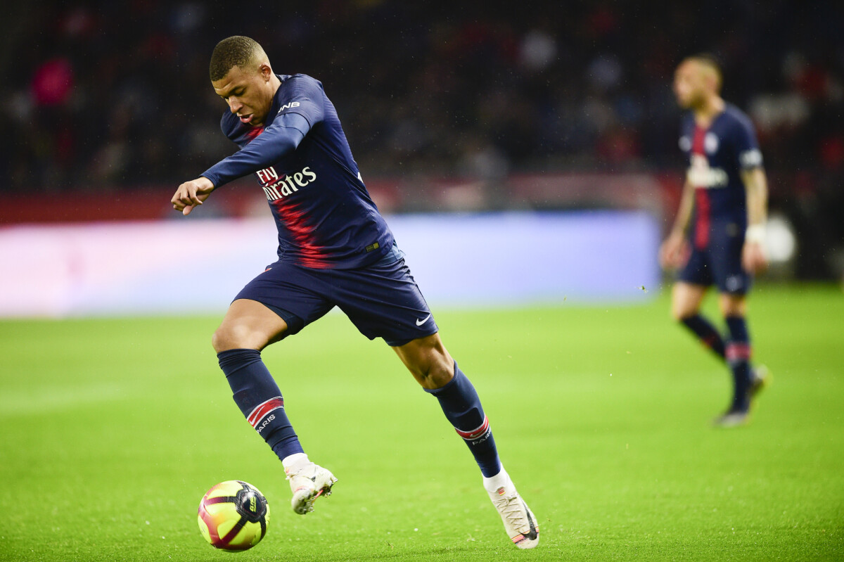 Photo : Info du 15 février 2024 - Kylian Mbappé a annoncé au PSG son départ cet été - Info ...