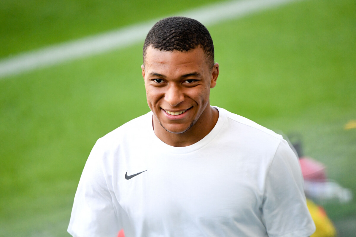 Photo : Info du 15 février 2024 - Kylian Mbappé a annoncé au PSG son ...