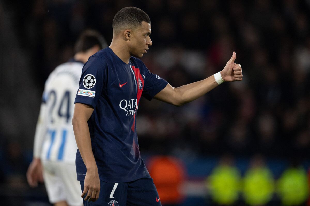 Photo : Kylian Mbappé lors du match aller des huitièmes de finale de la ...