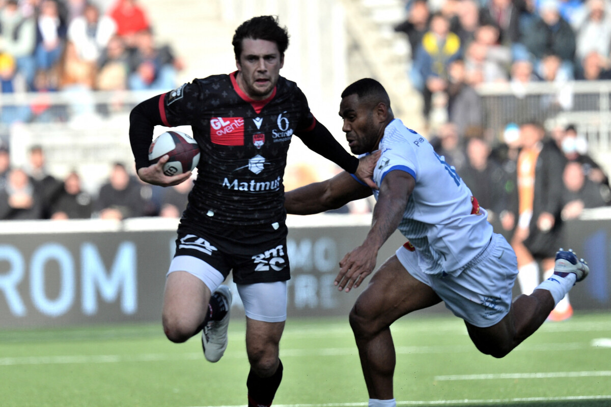 Photo : Pierre-Louis Barassi (lou) vs Adréa Cocagi (castres) - Match de ...