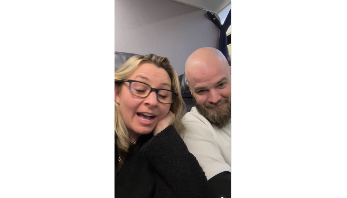 Photo : Il se trouve que Beverley Mitchell, Barry Watson, Catherine ...