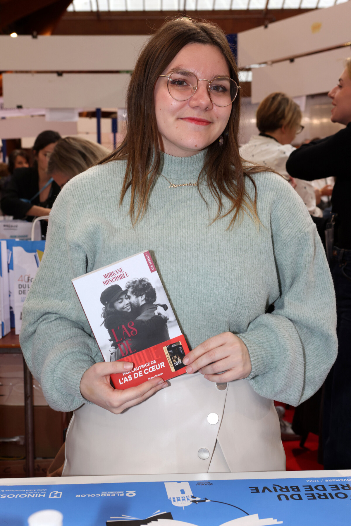 Photo : Morgane Moncomble, le phénomène de la littérature française ...