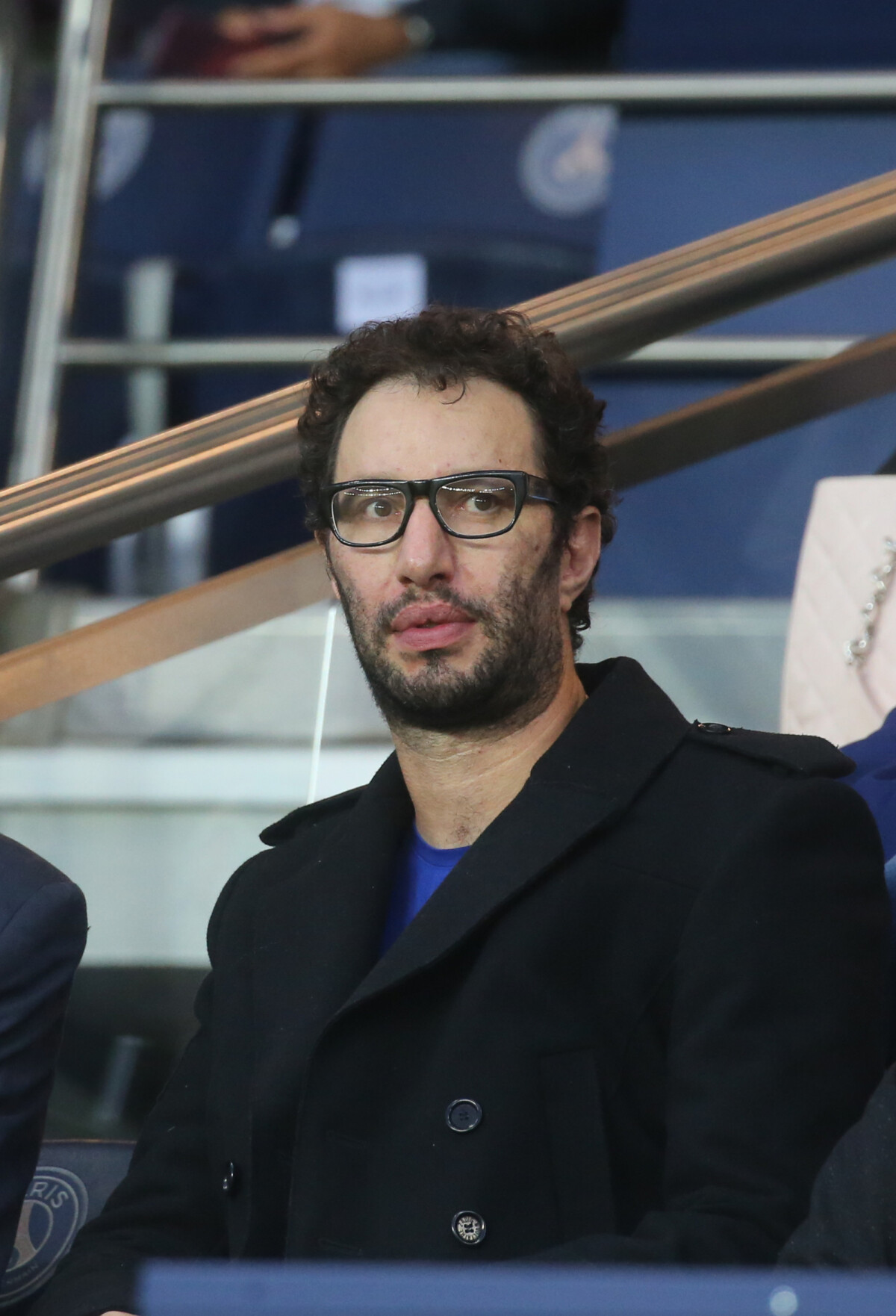 Photo : L'animateur de radio Manu Lévy - People au match de foot PSG ...