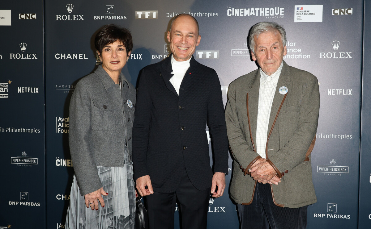 Photo : Bertrand Piccard avec sa femme Michèle et Costa-Gavras ...