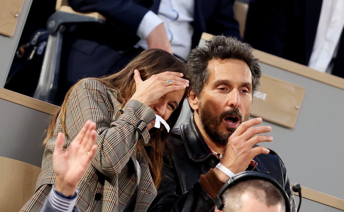 Photo : Vincent Elbaz et sa femme Fanny Conquy dans les tribunes des ...
