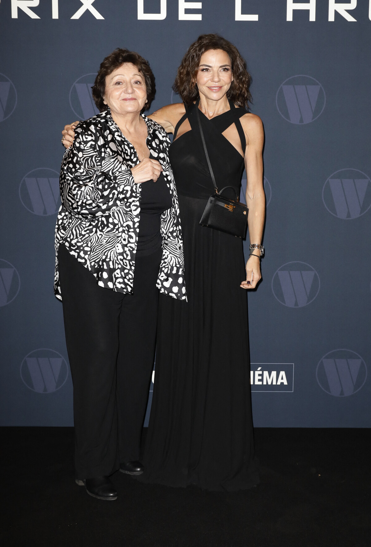 Photo : Sandra Sisley et sa mère - Avant-Premiere du film "Largo Winch ...