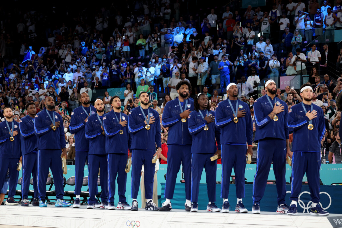 Photo : Team America - Finale de basketball opposant les Etats-Unis à ...