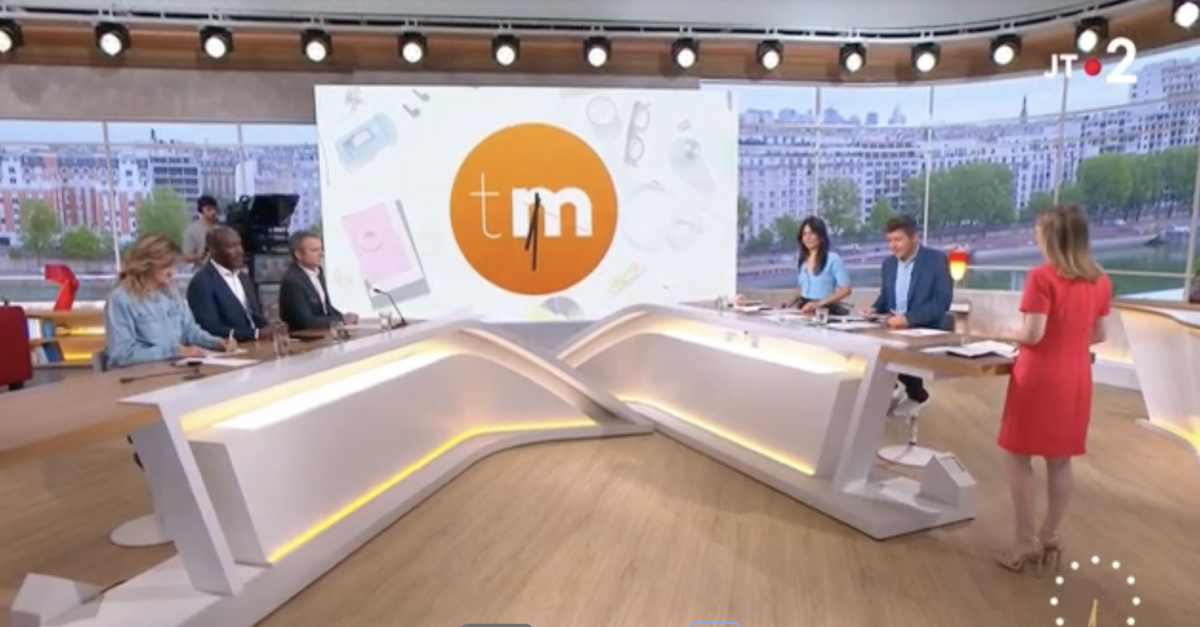 Photo : Heureuse nouvelle ! Plateau de "Télématin" sur France 2 ...