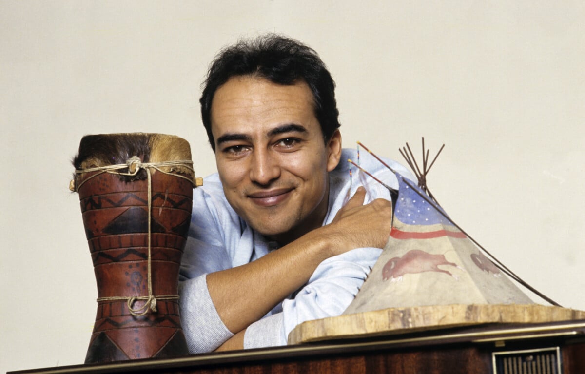 Photo : Archives - En France, à Paris, Didier Roustan chez lui - Purepeople