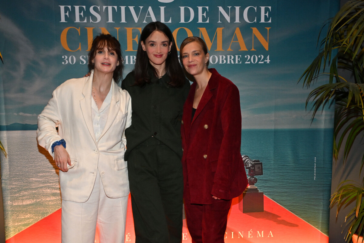 Photo : Judith Chemla, Charlotte Le Bon, Céline Sallette lors de la ...