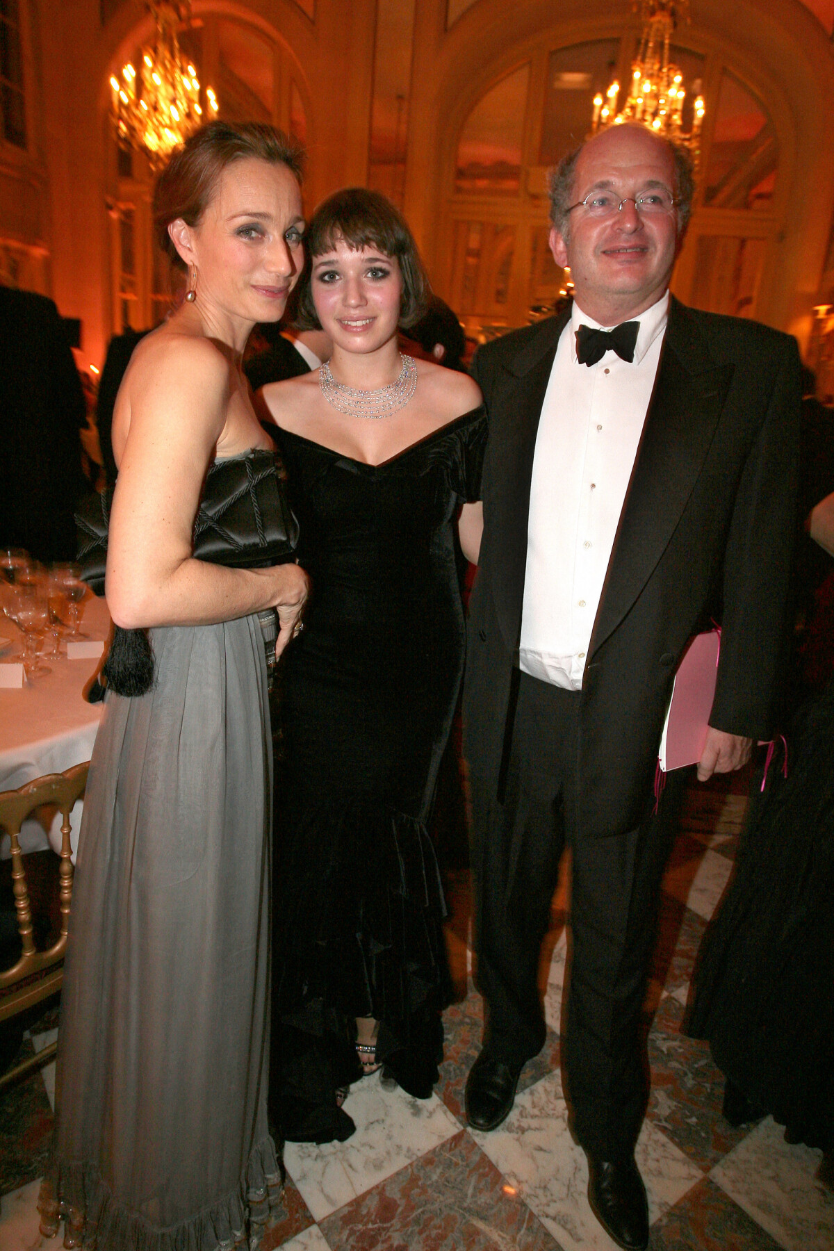 Photo : Hannah Olivennes avec ses parents Kristin Scott Thomas et ...