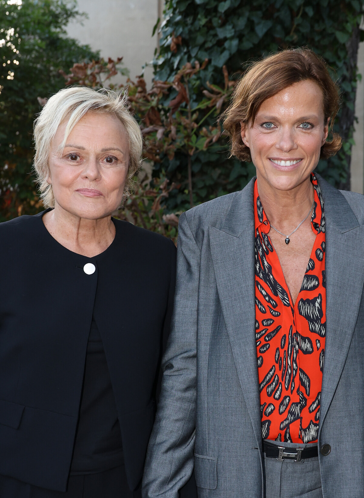 Photo : Muriel Robin et Anne Le Nen lors de l'inauguration du jardin ...
