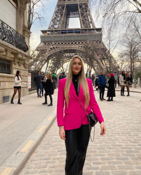 PORTRAIT Miss France 2025 : Marie Castel (Miss Bretagne 2024), de ...