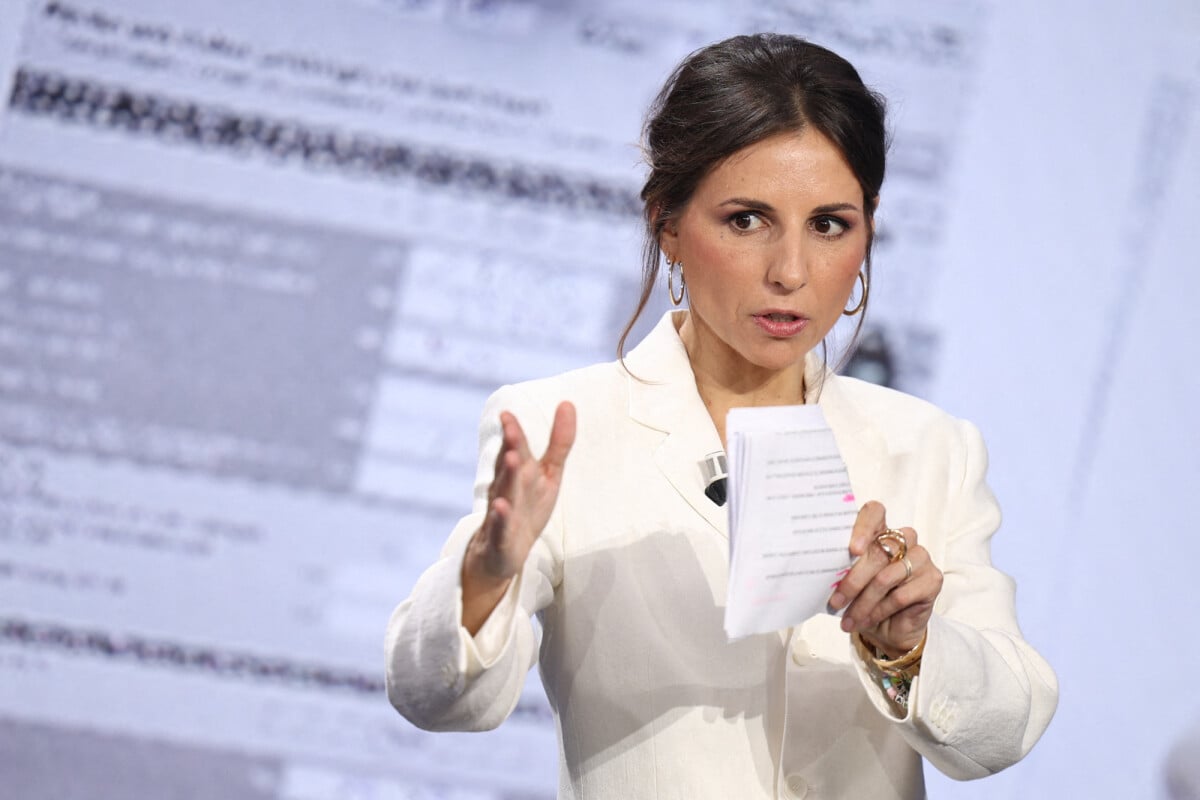 Photo : La journaliste Alice Darfeuille lors du débat du Forum organisé ...