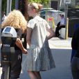 Elle Fanning en couverture du magazine Love photographiée par Mert et ...