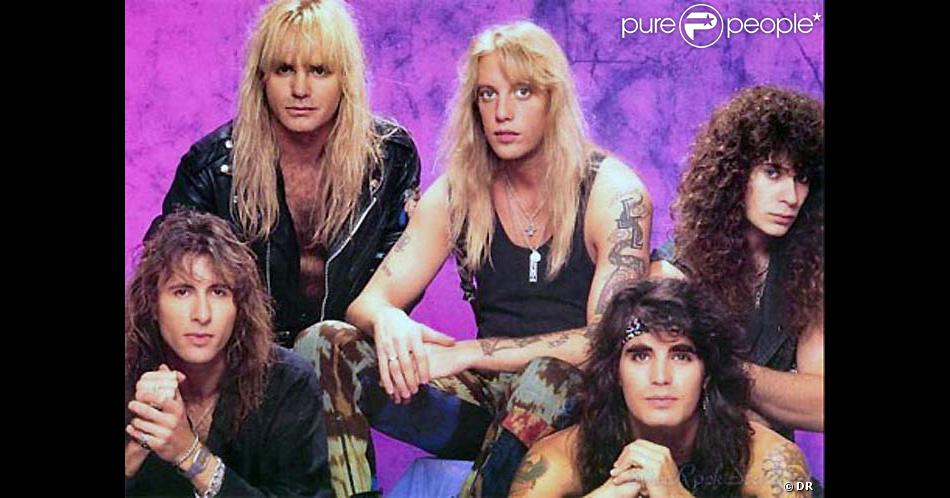Au centre, Jani Lane du groupe Warrant décédé le 11 août 2011 à Los ...