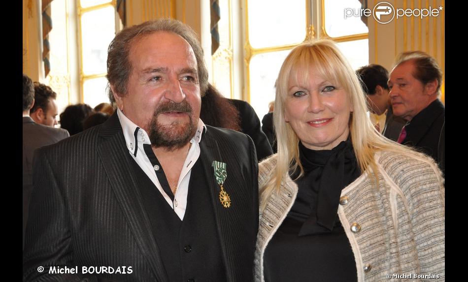 Richard Anthony et Elisabeth, le 23 novembre 2011, au Ministère de la ...