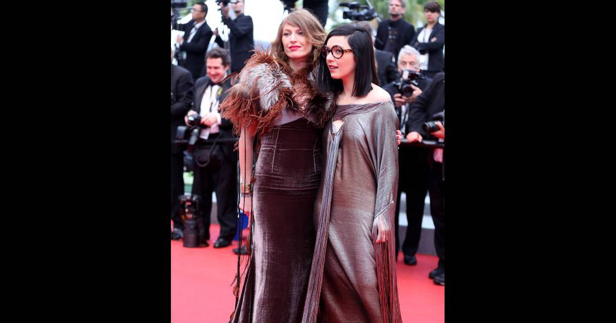 Le duo Brigitte le 21 mai 2012 lors de la montée des marches pour la ...