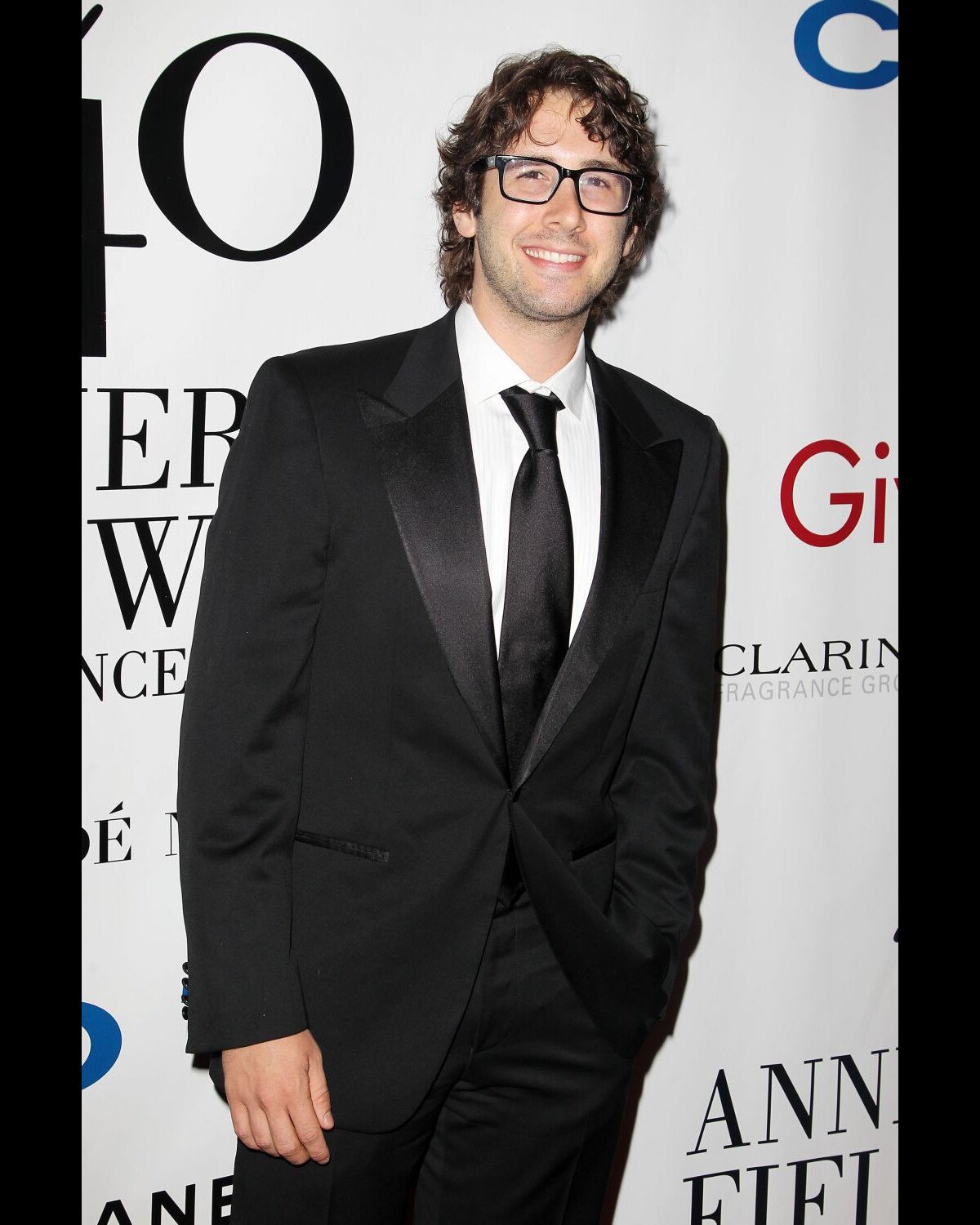 Photo : Josh Brogan lors de la cérémonie des Fifi Awards 2012 au ...