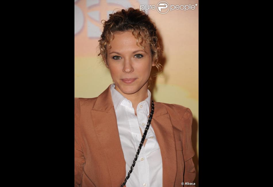 Lorie en mars 2012 à Paris - Purepeople