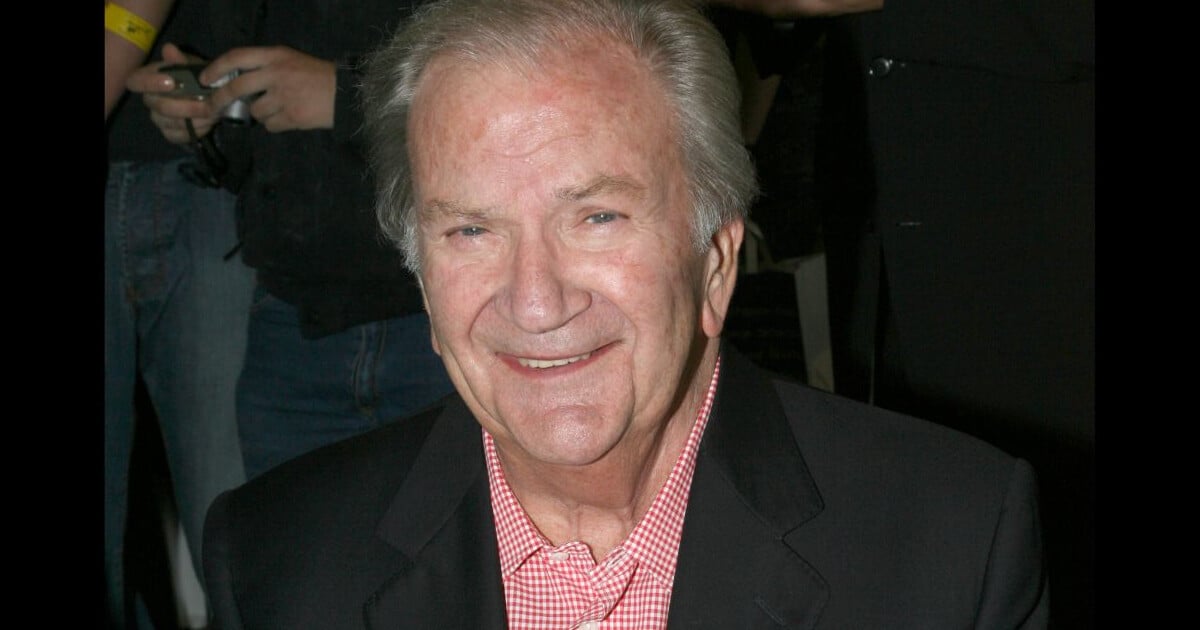 Mort de Pierre Mondy : obsèques célébrées jeudi - Purepeople